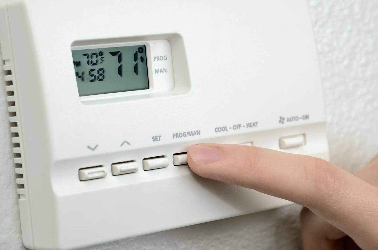 15 Energy Saving Tips for Fall | Property Maintenance MN